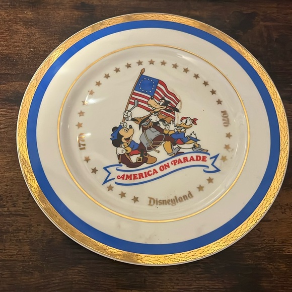 Disney | Other | Disneyland America On Parade Plate | Poshmark